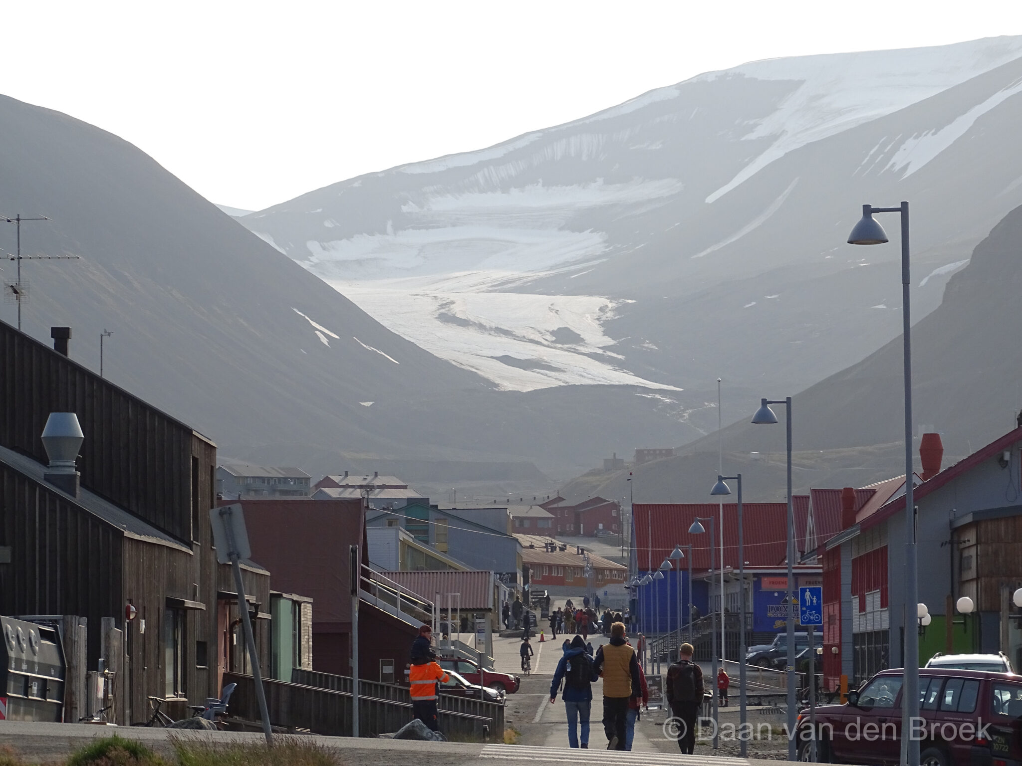 Climate Longyearbyen, Svalbard – What is the Typical Weather Like ...